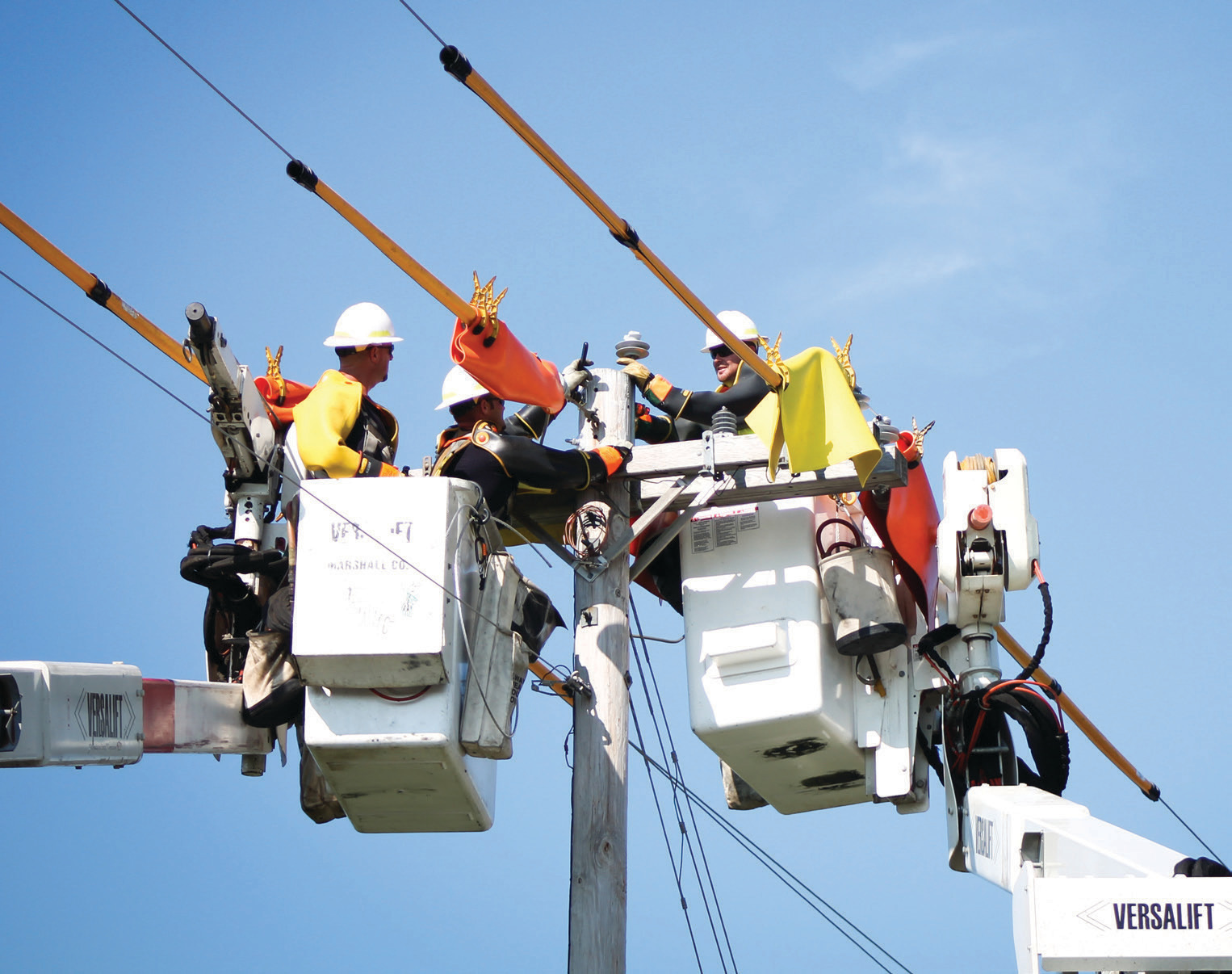 Electric co-ops do more than ‘knock on wood’ to test pole safety ...