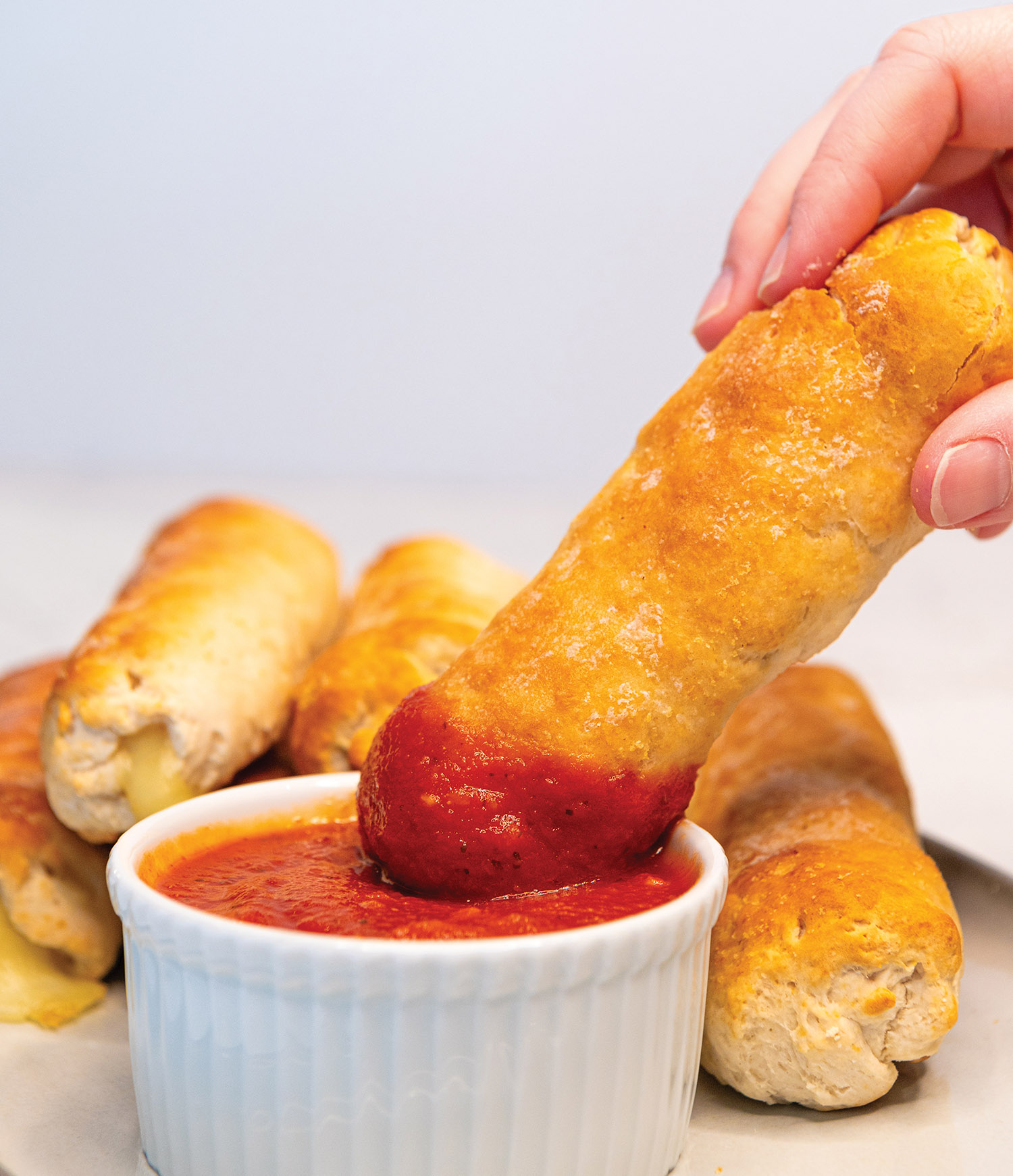 String Cheese Sticks With Dipping Sauce