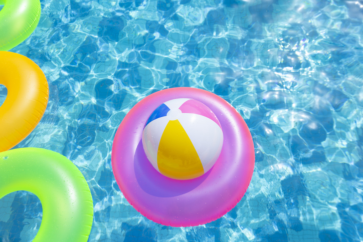 Pool party - Indiana Connection